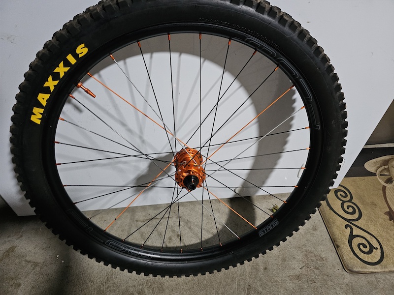 27.5 rear wheel Stans Flow ex3 Alloy Rims Hydra hubs For Sale