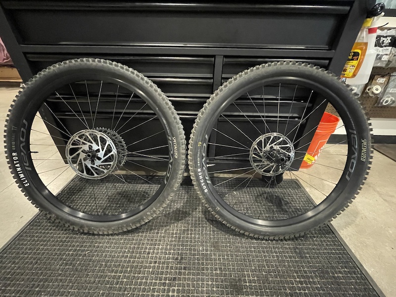 2022 Roval Traverse 30 alloy 29" wheelset For Sale