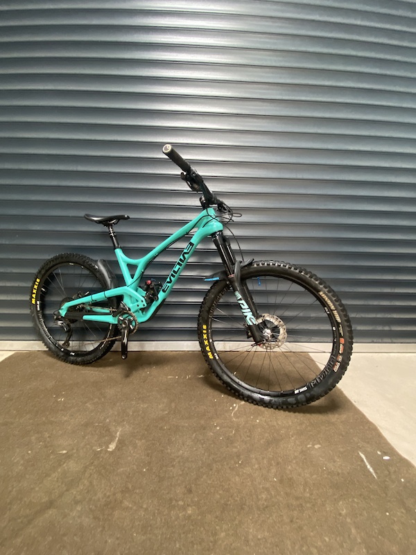 2020 Evil Calling size M High spec build For Sale