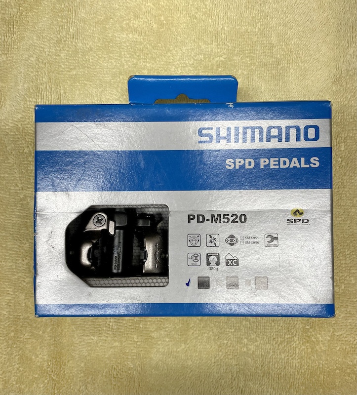 NEW Shimano SPD Clipless Pedals PD-M520 with Cleats For Sale