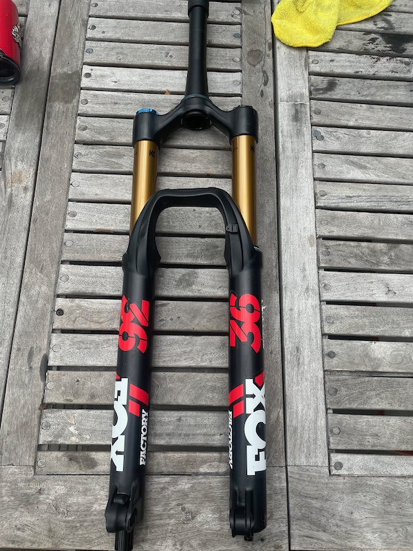 2019 Fox 36 Factory Float 27.5 160mm GRIP2 For Sale
