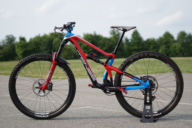 2020 Intense Carbine 29" mountain bike - size S For Sale