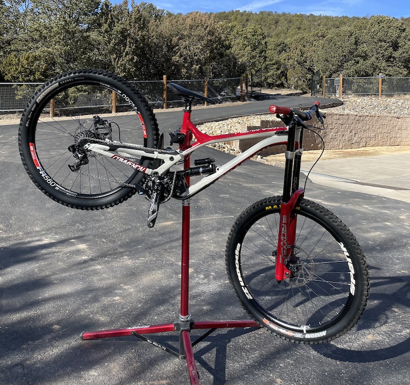 2020 Commencal Supreme Dh 27.5” race For Sale