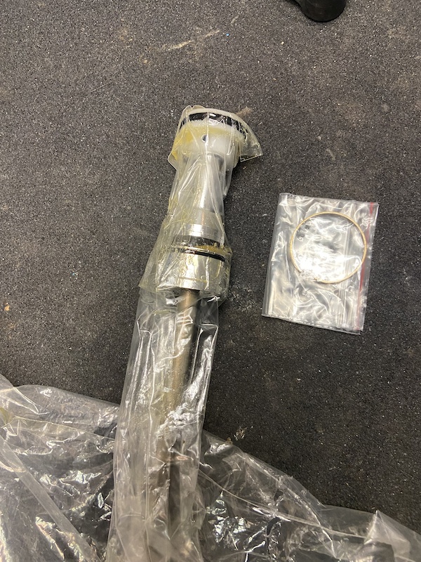 2022 Fox 36 140mm Air Spring 820-02-574-KIT For Sale