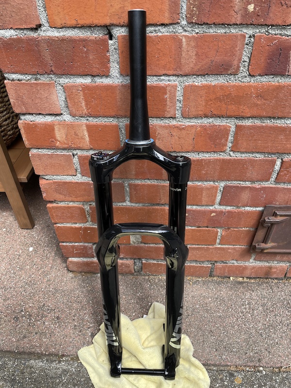 2022 Rockshox Lyric Ultimate 150 / 29" For Sale