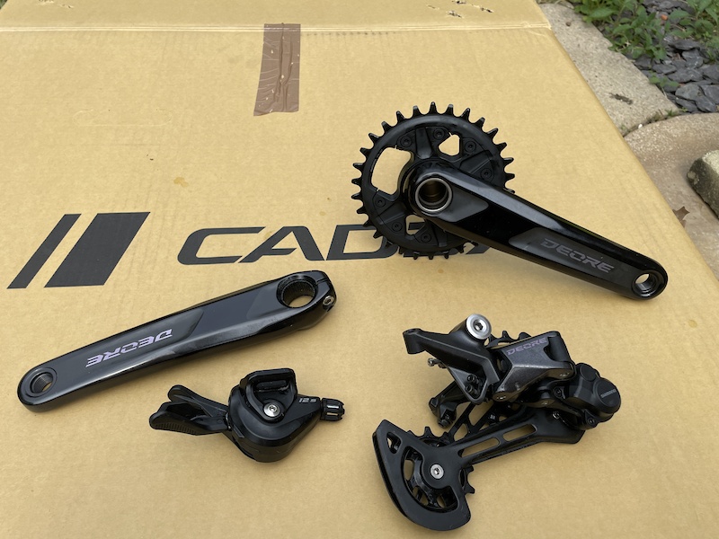 2022 Shimano cranks, deraileur and shifter For Sale