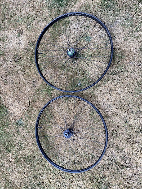 2022 Hope pro 4 hub zipp 3 zero rims 29” boost For Sale