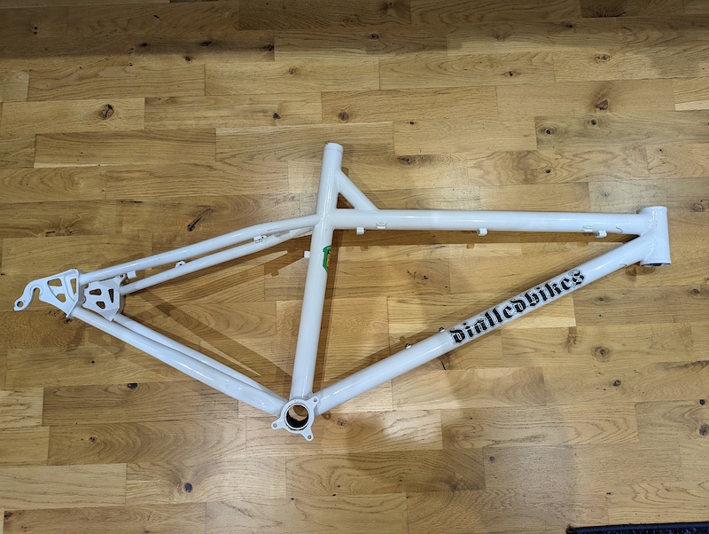 Dialled alpine mk3 18" 853 frame + hope headset For Sale