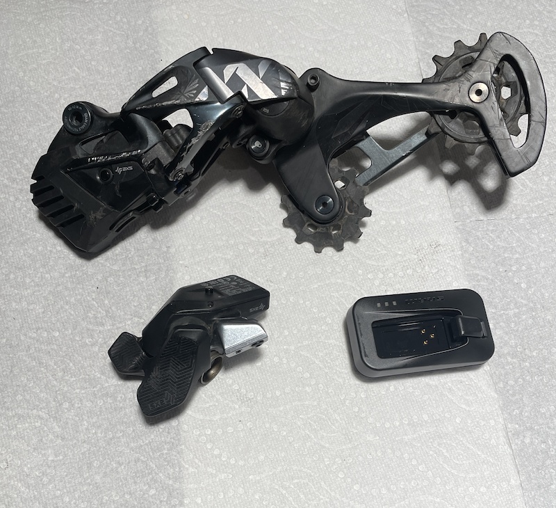 2022 SRAM AXS XX1 Shifter/Derailleur + charger For Sale