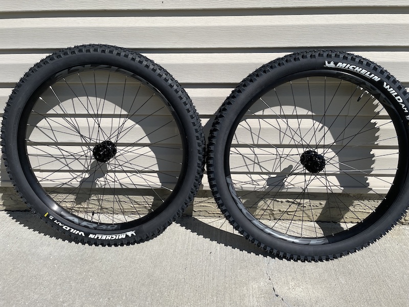 2022 27.5 plus wheel set boost hope hubs Raceface rims For Sale