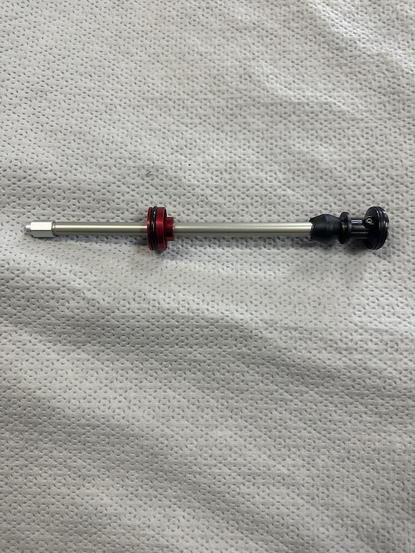 2022 Rockshox Lyrik / Yari Debon Air Spring 160mm For Sale