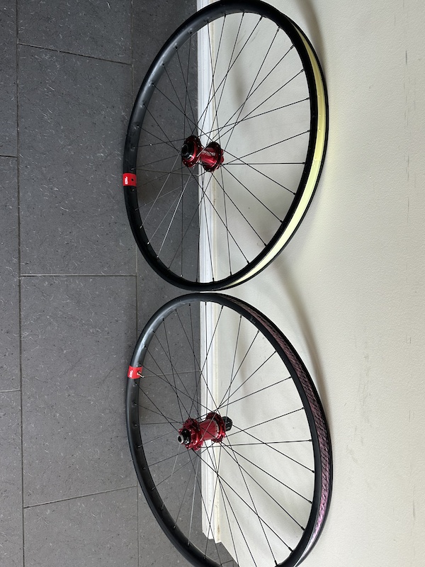 2022 Chris king hubs with reserve carbon rims …price drop For Sale