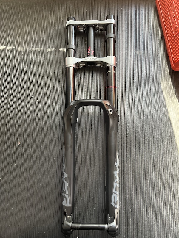 2022 Rockshox Boxxer Select 27.5 For Sale