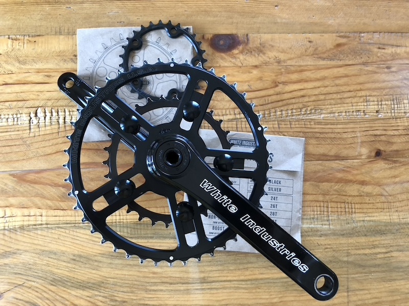 2022 White Industries Crank Set 165mm, chainrings and BB For Sale