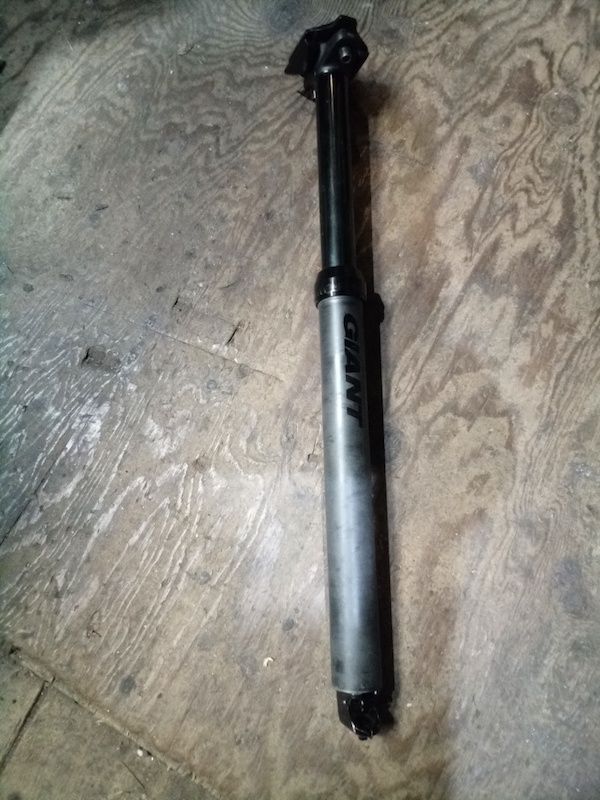 2020 Giant Contact dropper post For Sale