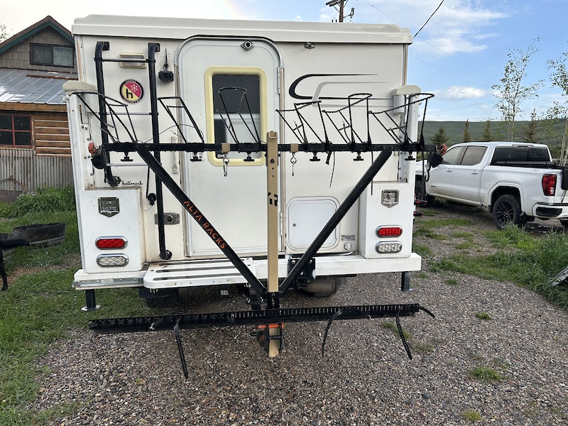 2023 ALTA Superior DaSanchez 6 to 7 Bike Rack. For Sale