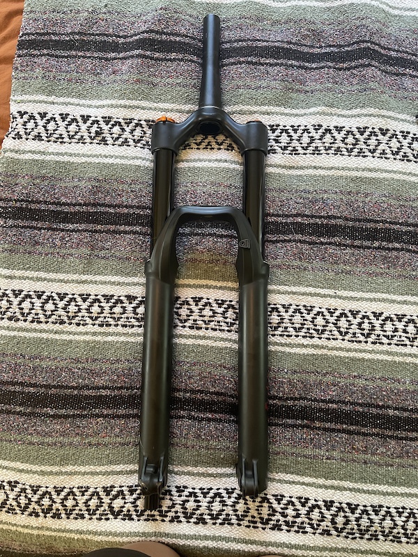 2019 Fox FIT GRIP 36/ 27.5 For Sale