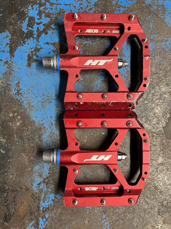 HT AE05 EVO RED For Sale