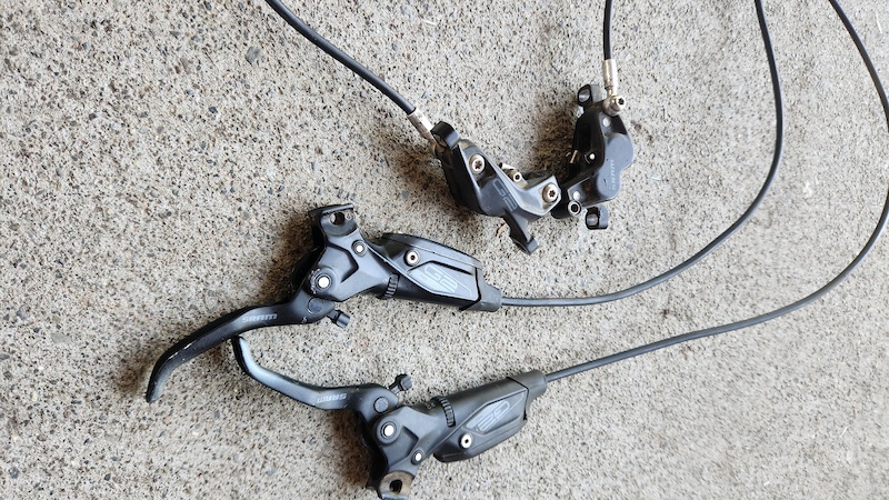 2022 SRAM G2 RSC brake kit with brake pads For Sale