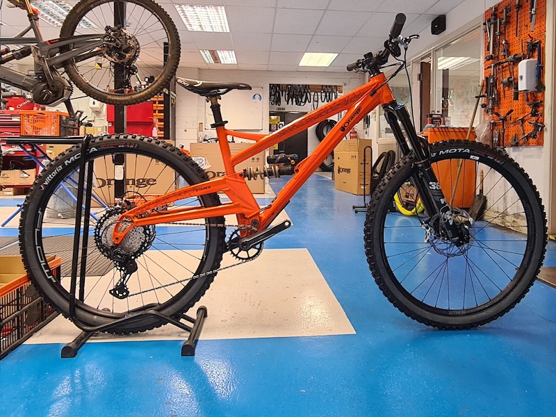 2021 Orange Stage 6 For Sale
