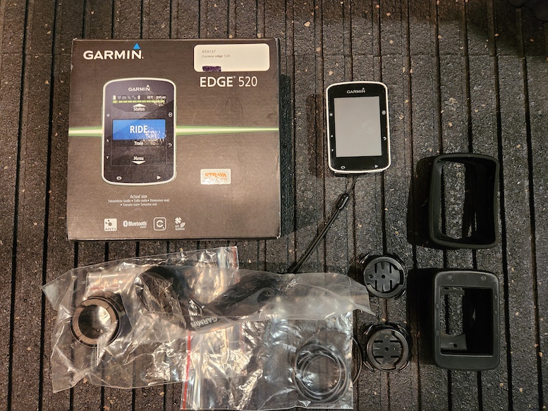 Garmin Edge 520 GPS cycling computer bundle For Sale