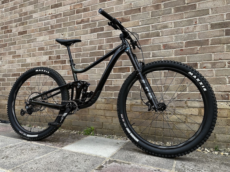 2022 Giant trance x medium brand new For Sale