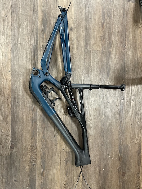 2023 Stumpjumper EVO Frame S4 + more For Sale