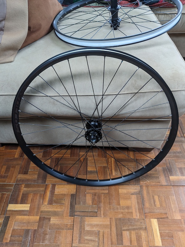 2022 Syncros 29" DH wheelset MD30 For Sale