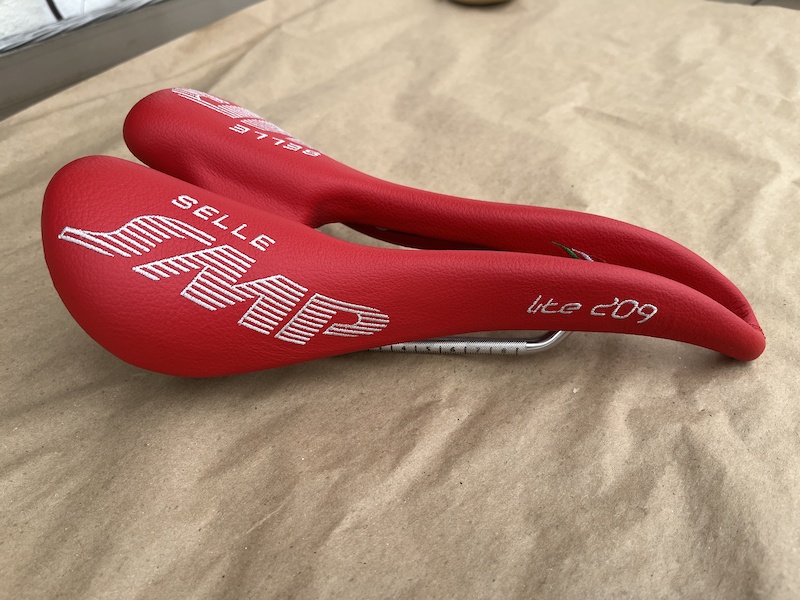 2022 Selle SMP Lite 209 Red For Sale