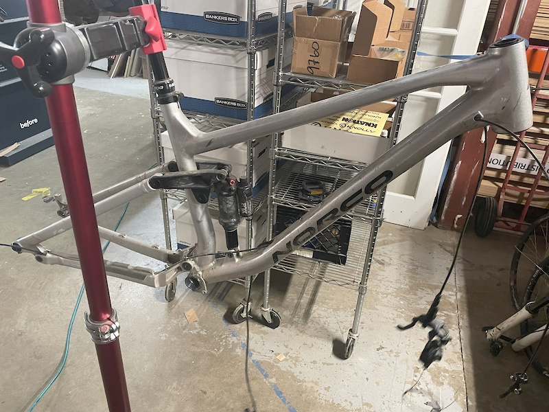 2022 2023 Norco Fluid Frame XL Silver For Sale