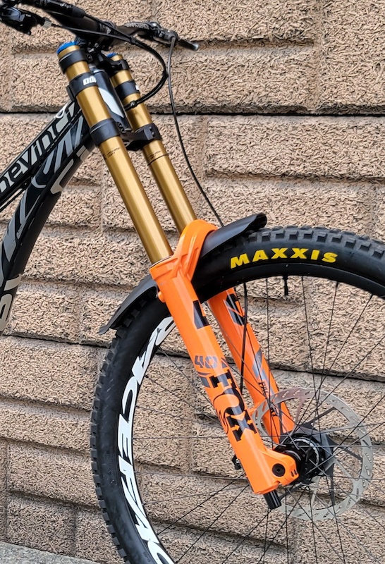 2024 Brand new Fox 40 Factory Orange. Never seen dirt! For Sale