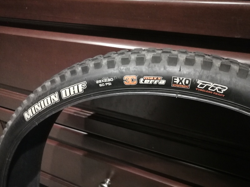 2022 A variety of Maxis tires for sale. New / used For Sale