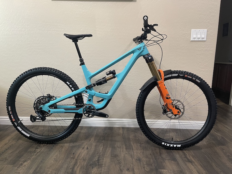 2022 YT Capra Core 4 For Sale