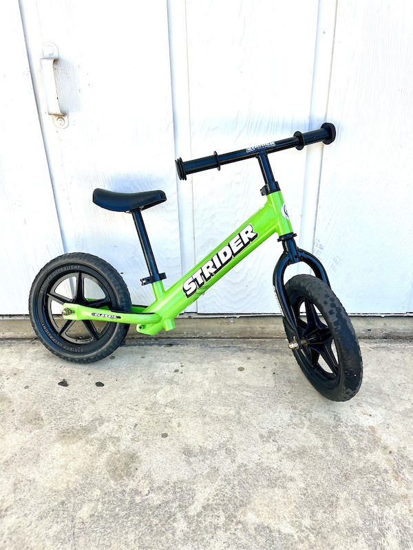 2017 Strider in green For Sale