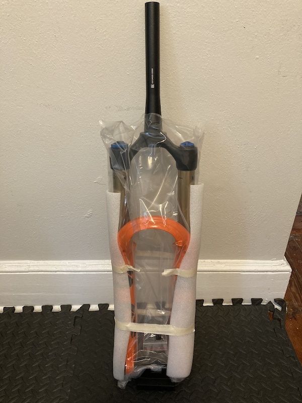 Factory Fox 38 29 170mm brand new in box For Sale