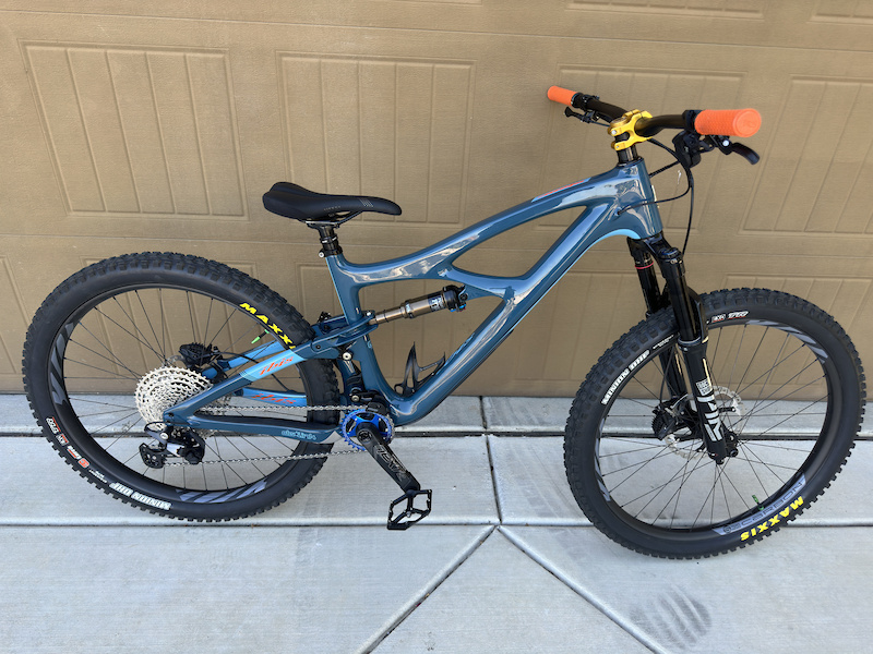 2022 ibis Mojo 4 Large full carbon build For Sale