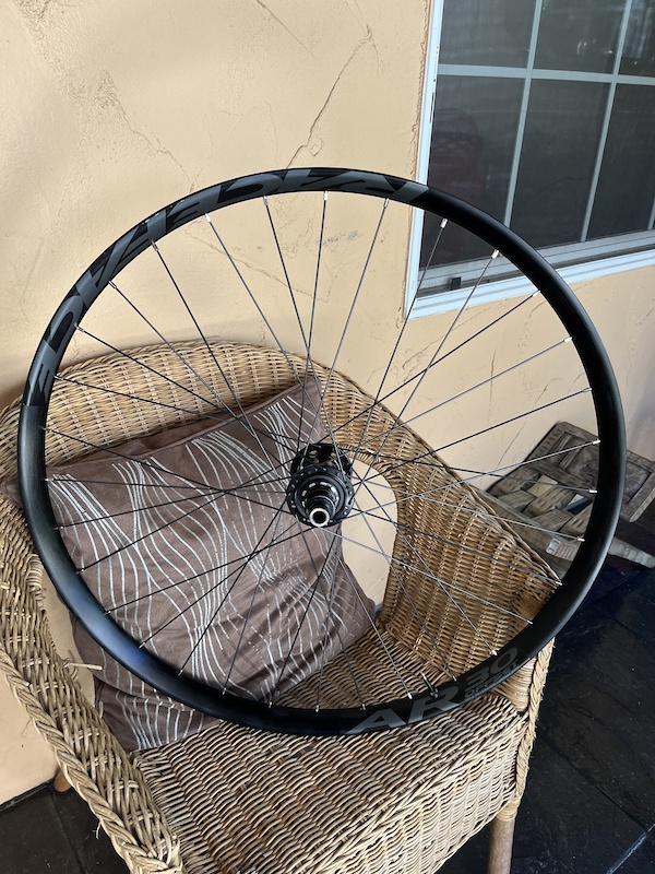 2022 Raceface AR30/Factor 29” rear wheel For Sale