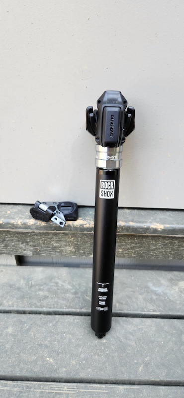 2023 RockShox Reverb AXS 31.6 170mm Dropper Post For Sale