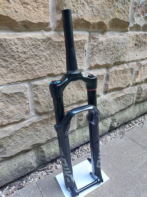 2022 Rockshox Pike DJ 100mm/26" 180mm steerer For Sale