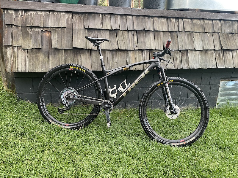 2020 Trek Supercaliber Large For Sale