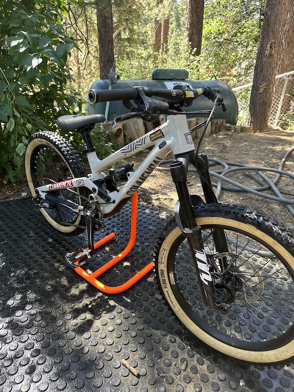 2020 Commencal Clash For Sale