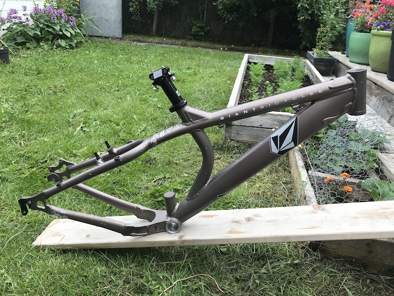 Giant Acid frame M w/ derailleur hanger and seatpost For Sale