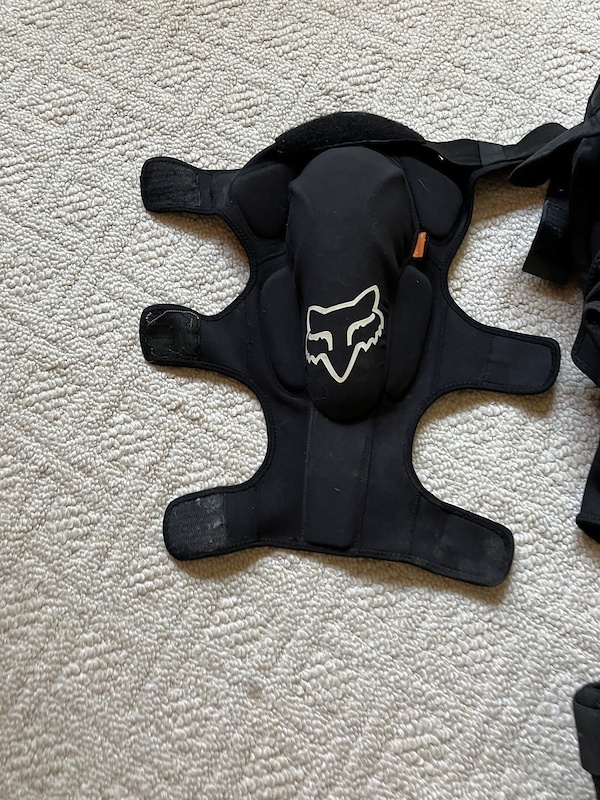2021 FOX knee/shin pads For Sale