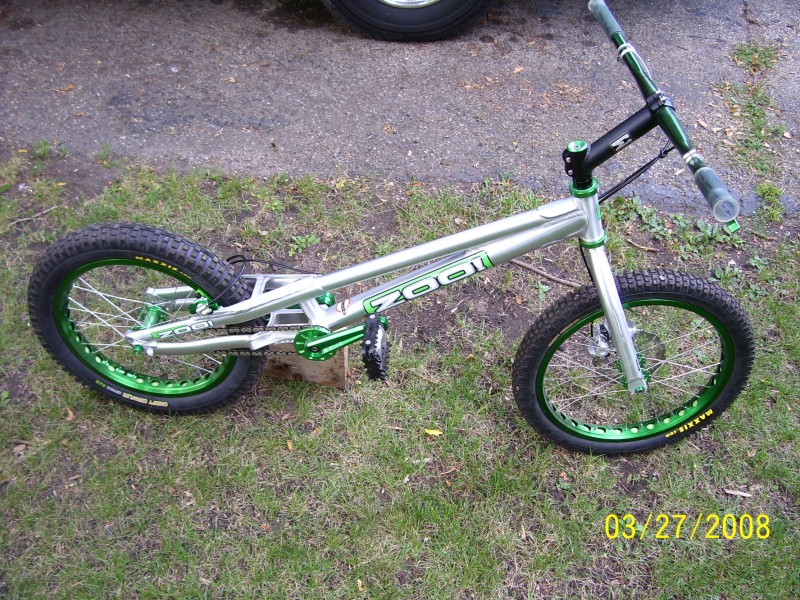 2013 08 Zoo! Python 20" trials bike *excellent* For Sale