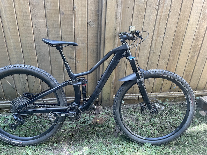 2020 Small trek Fuel 9.7 Carbon For Sale