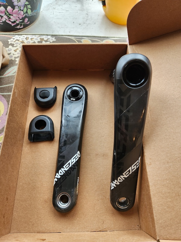2023 Truvativ Descendant Sram Dub Carbon 175mm Cranks. For Sale