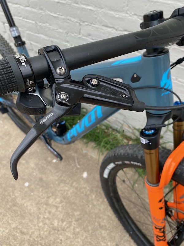 2022 Pivot Mach 4 SL Live Valve XX1 AXS For Sale