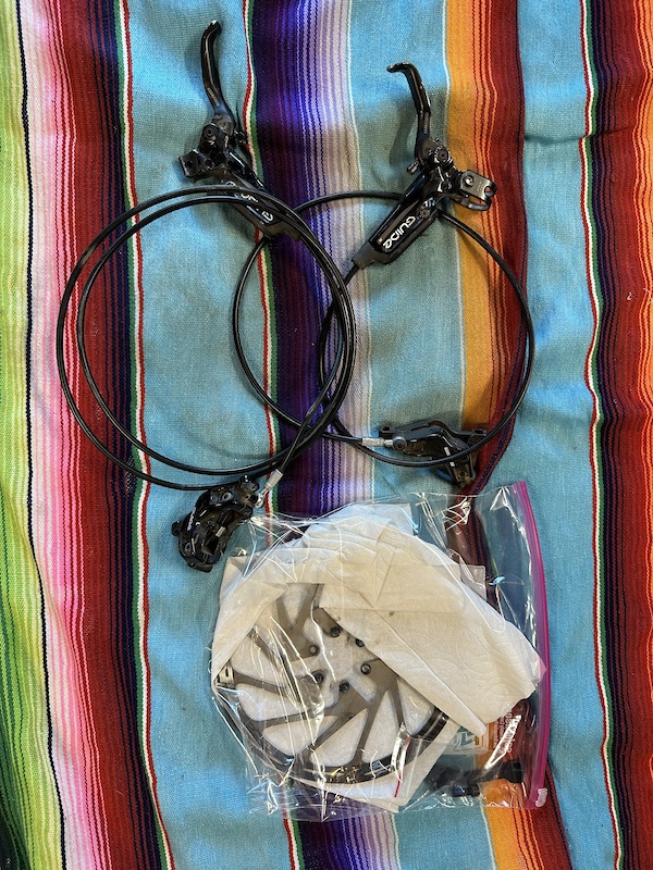 2017 SRAM Guide R 4 piston brakes complete set w rotors For Sale