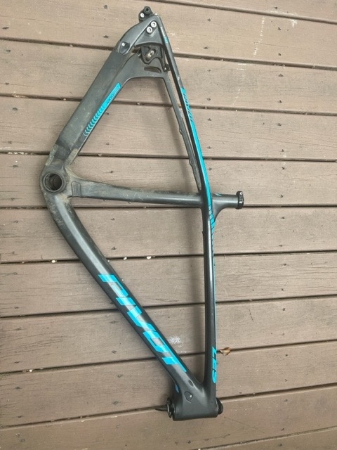 2019 Pivot LES Size Large Frame (Price Drop!) For Sale