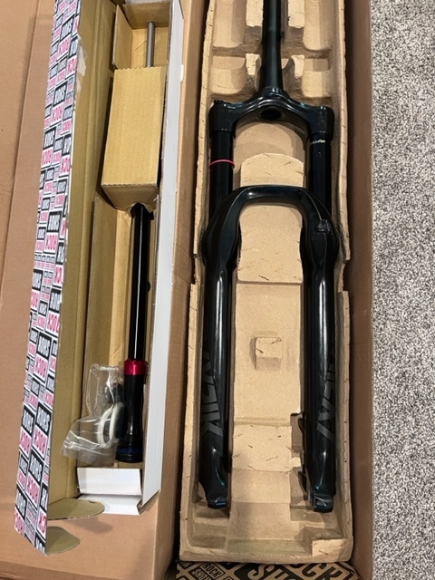 2022 Rockshox Lyrik Select+ 170mm 29" RCT3 Damper For Sale
